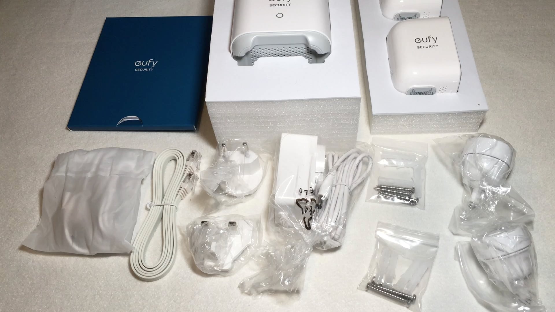 Installer et configurer une caméra extérieure EufyCam 2c - Pomme-Kit.fr